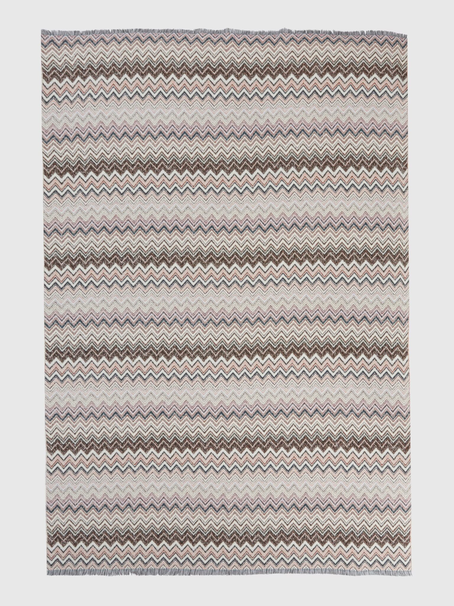 Cayman's – Live Well. Dress Well. Shop Well.